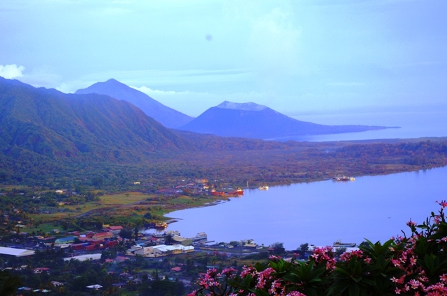 This day in history, the Japanese start bombing Rabaul. - Kokoda ...